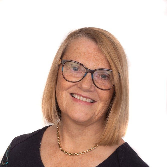 Sheena Newman's Instagram, Twitter & Facebook on IDCrawl